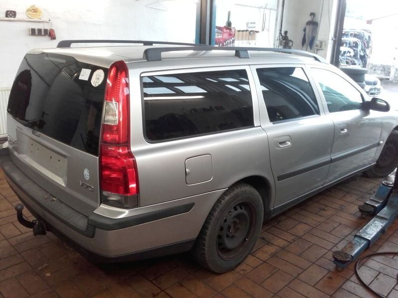 VOLVO V70 II (P80_) 2.4